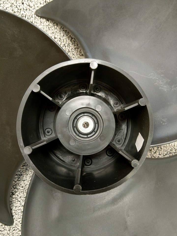 Daikin 5014090 Propeller Condenser FAN Blade P47N11F | eBay