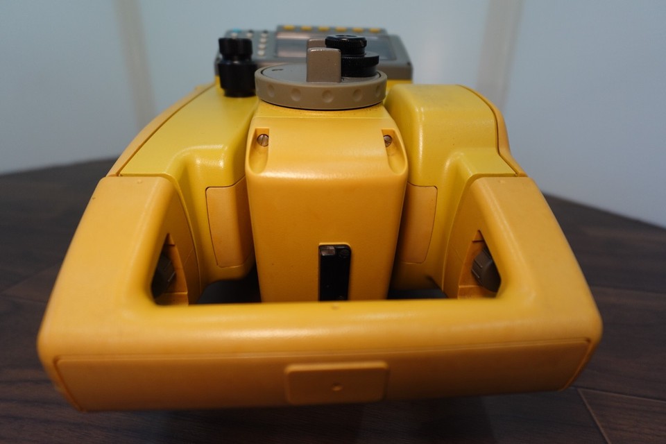 TOPCON Total Station GPT-6005C Untested product Accessories available ...
