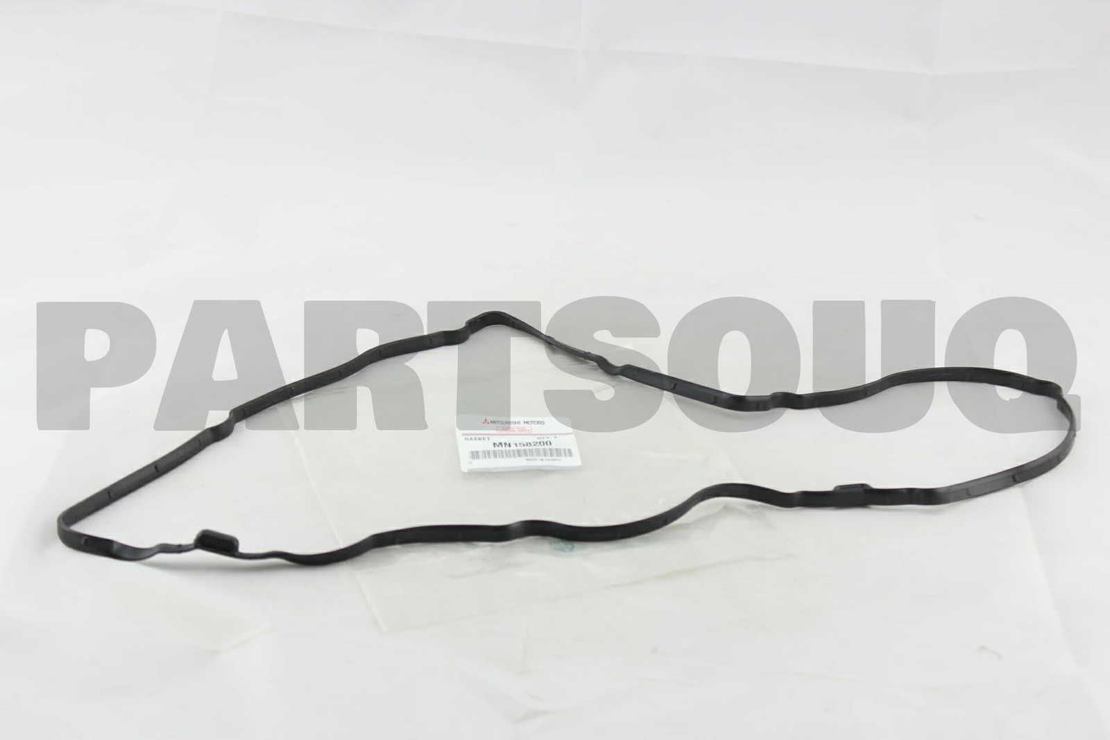 MN158200 Genuine Mitsubishi GASKET,ROCKER COVER | eBay