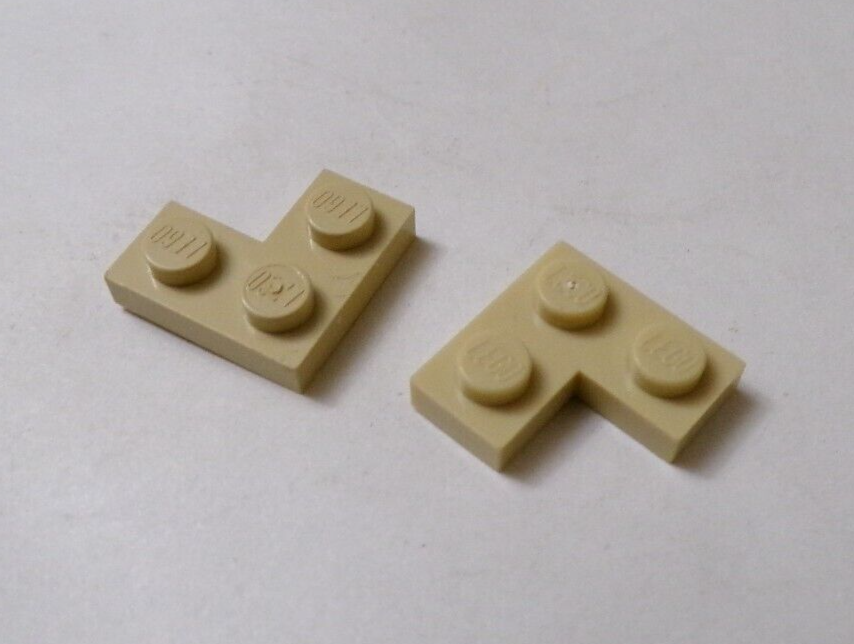 Lego x2 Tan 2x2 Corner Plates, 2420 (028-330) | eBay