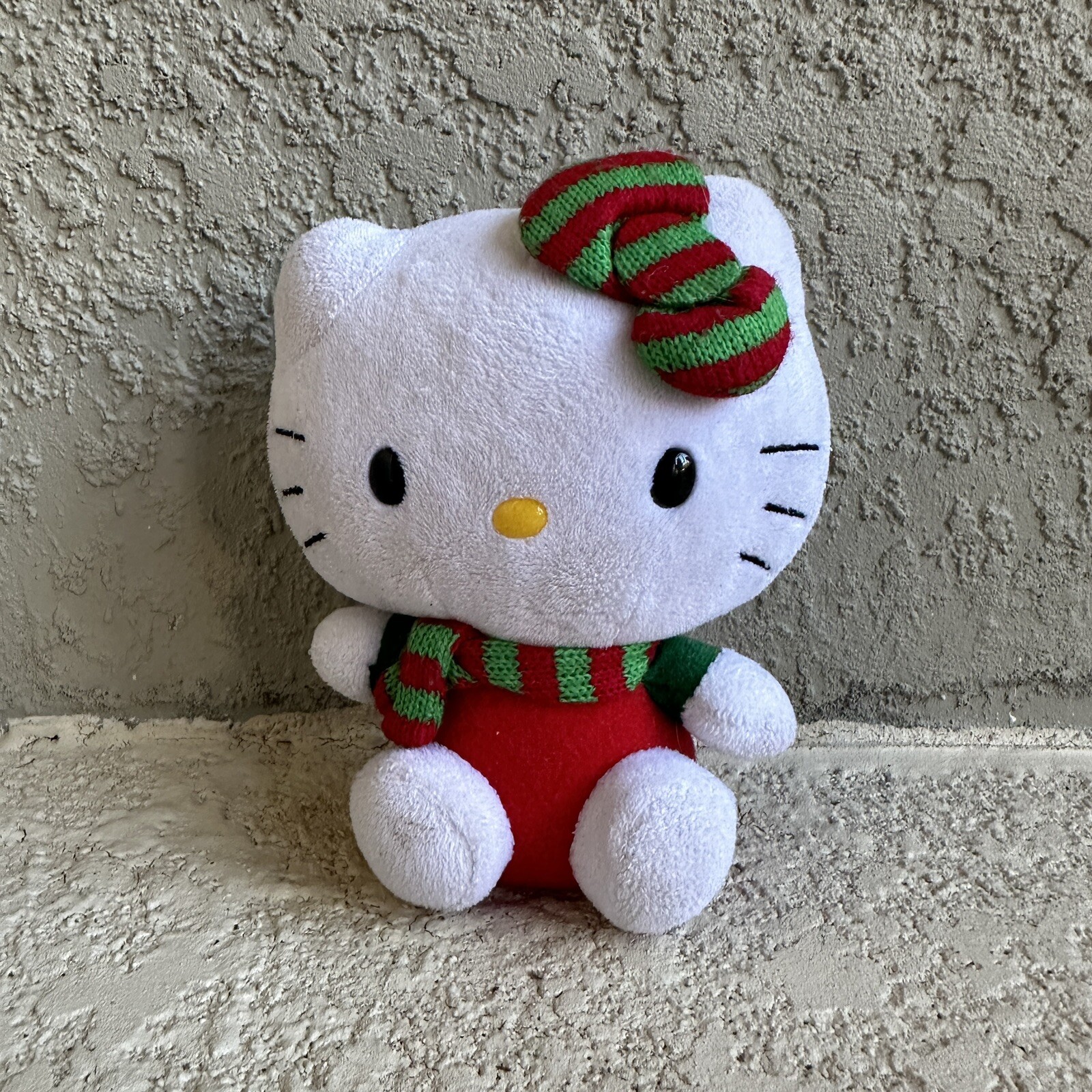 Ty Sanrio Hello Kitty Christmas Plush 6” Stuffed Animal Toy Lovey 2012 ...