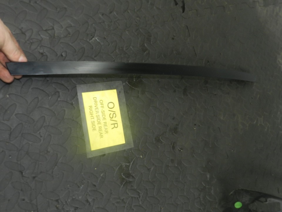 165. 2008 SAAB 9-3 VECTOR. DRIVER SIDE REAR DOOR WINDOW RUNNER GUIDE ...