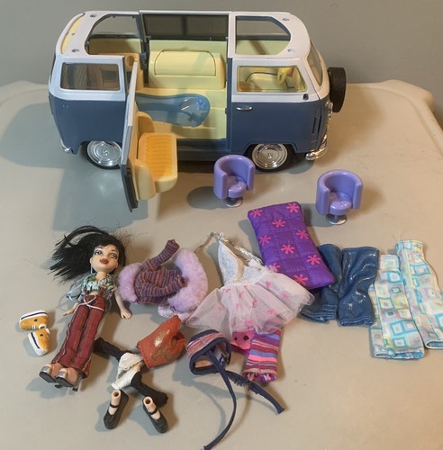 Lil Bratz Lil Bus Volkswagon VW Style Van Bus Blue 2004 MGA ...