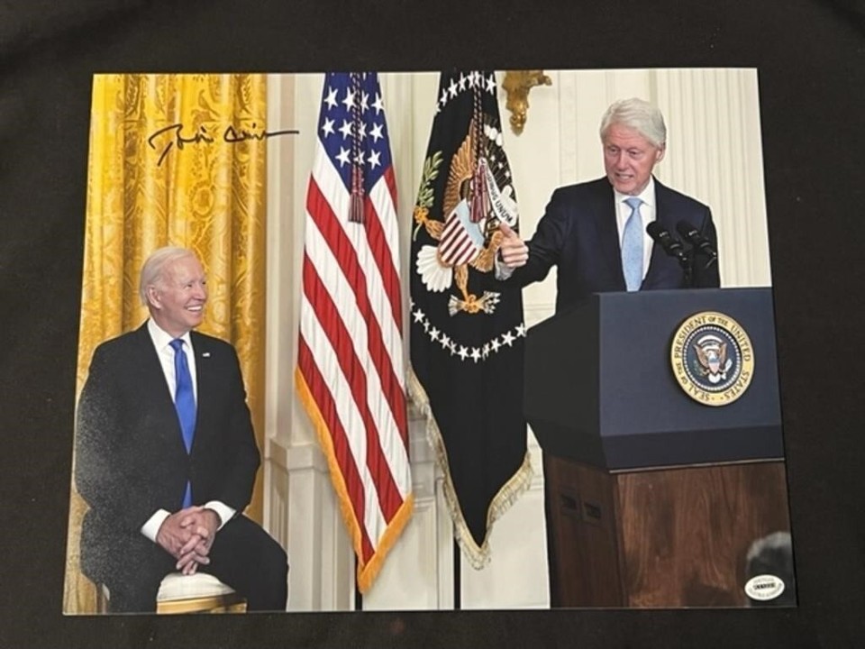 President Bill Clinton Signed Autographed 11x14 Photo COA VD | eBay