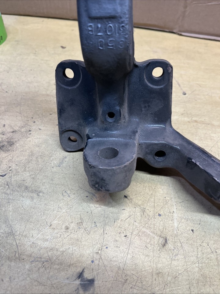 1965 1966 Ford Mustang passenger front spindle C5DA-1307-B | eBay