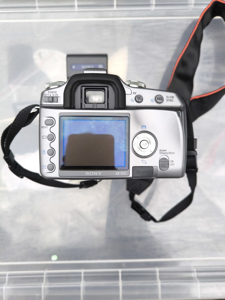 Sony Alpha DSLR-A100K 10.2MP SLR Silver w/ 18-mm - 55 Lens 3rd party ...