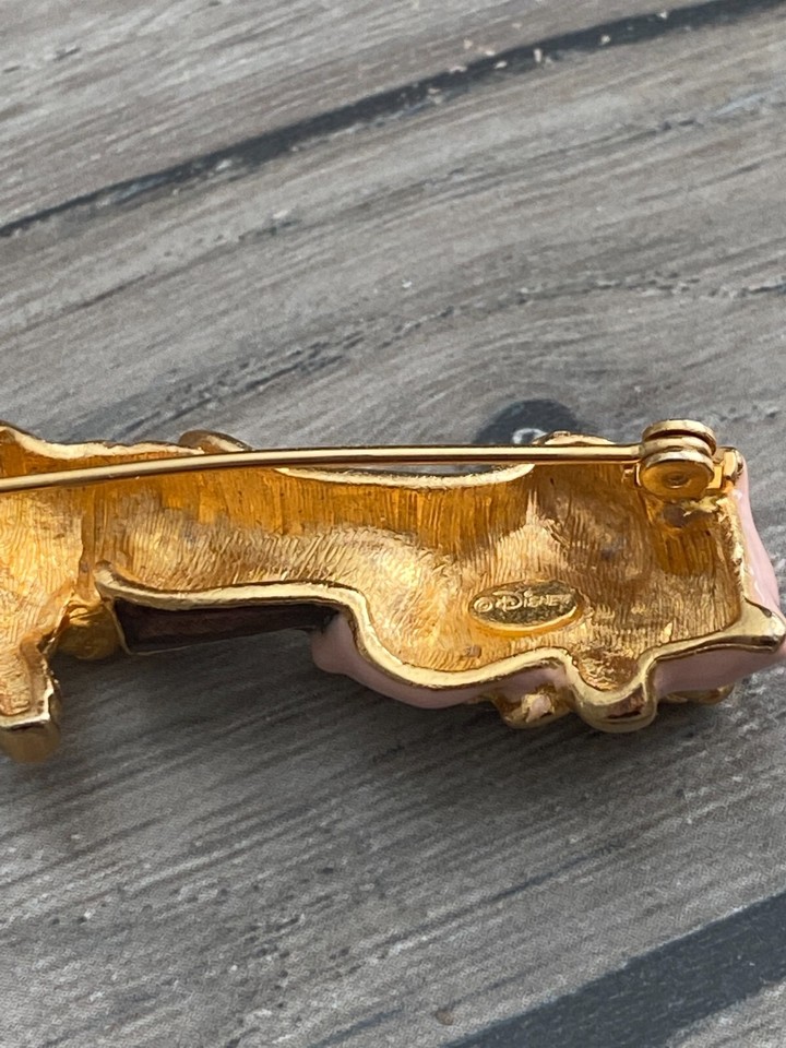 Vintage Disney TIGGER Winnie The Pooh Sleeping Napping Nap Gold Brooch ...