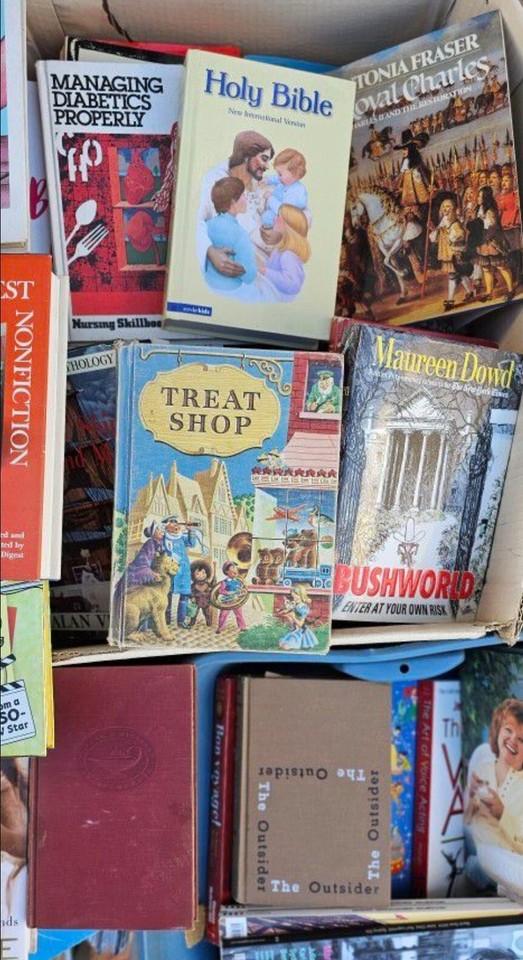 Unsorted Books 70 LBS~Pounds Lot New/ Used ,Hardcover/(DJ)/Paperback ...