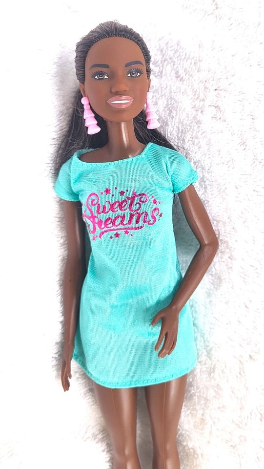 AA hispanic Barbie Teresa FASHIONISTAS BARBIE Doll FXL46 #106 Mattel ...