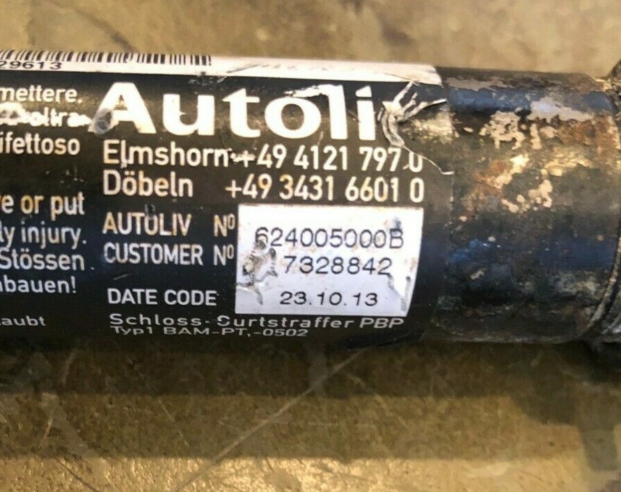 2014 2015 BMW 5 7 SERIES FRONT RIGHT SEAT BELT BUCKLE TENSIONER ...