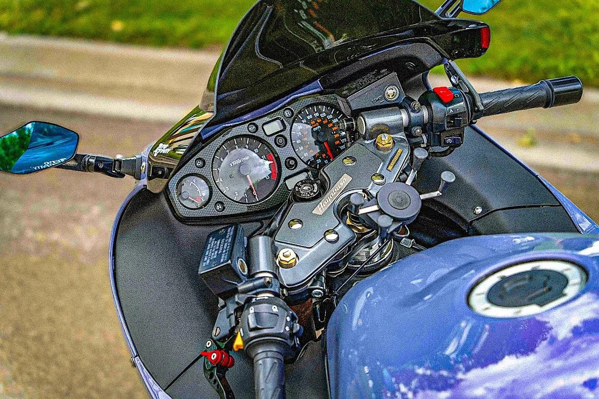 2006 Suzuki Hayabusa With Track Day Upgrades