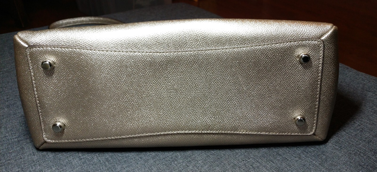 COACH Crossbody Shoulder Handbag Pebble Leather F32165 SV/PLATINUM SAGE ...