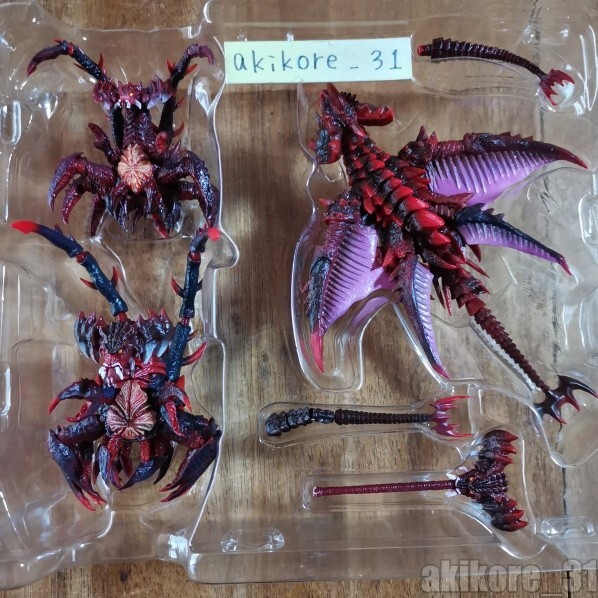 S.H.MonsterArts Destroyah Evolution Set 1995 Bandai Spirits Godzilla vs ...