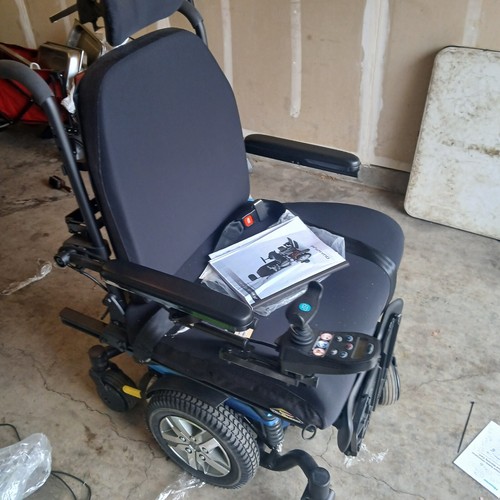 2023 Quantum J4 Electric Wheelchair with Power Tilt, Power Recline ...