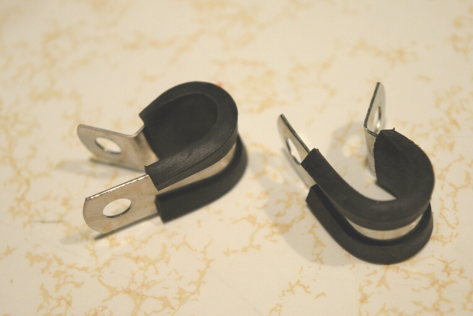 100 Pcs - 1/4" - Stainless Steel - Brake / Fuel Line Loop Cushion ...