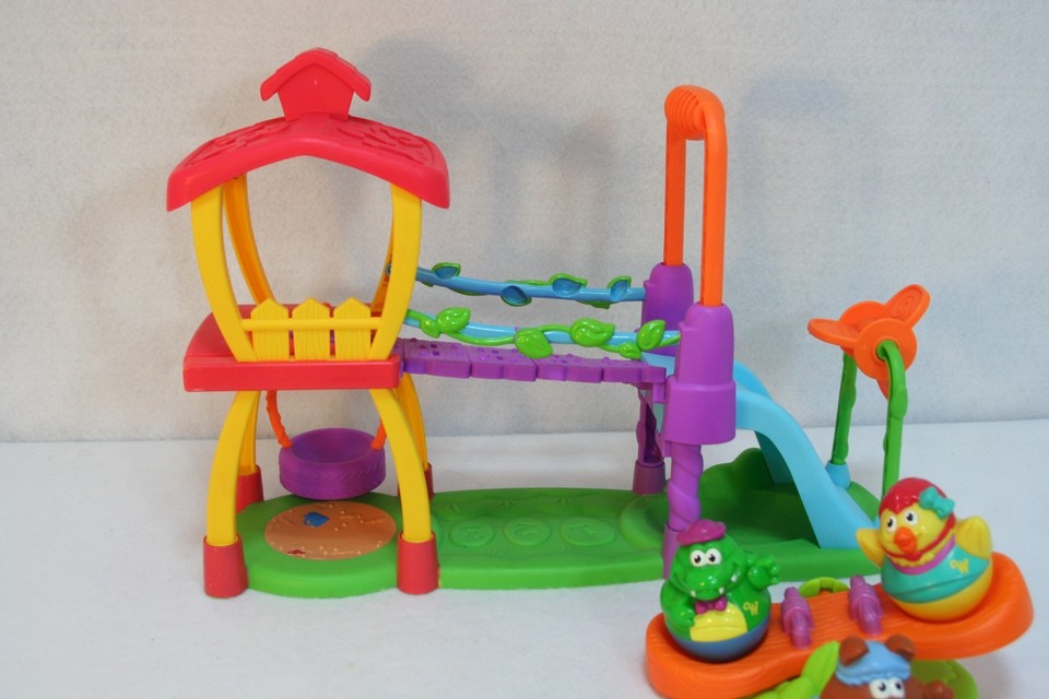 Playskool Weeble Rock 'n Wobbles Playground Playset Pretend Toy w/3 ...