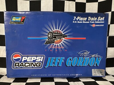Revell Jeff Gordon #24 7 Pc Train Set HO Scale Diecast Train Collection ...