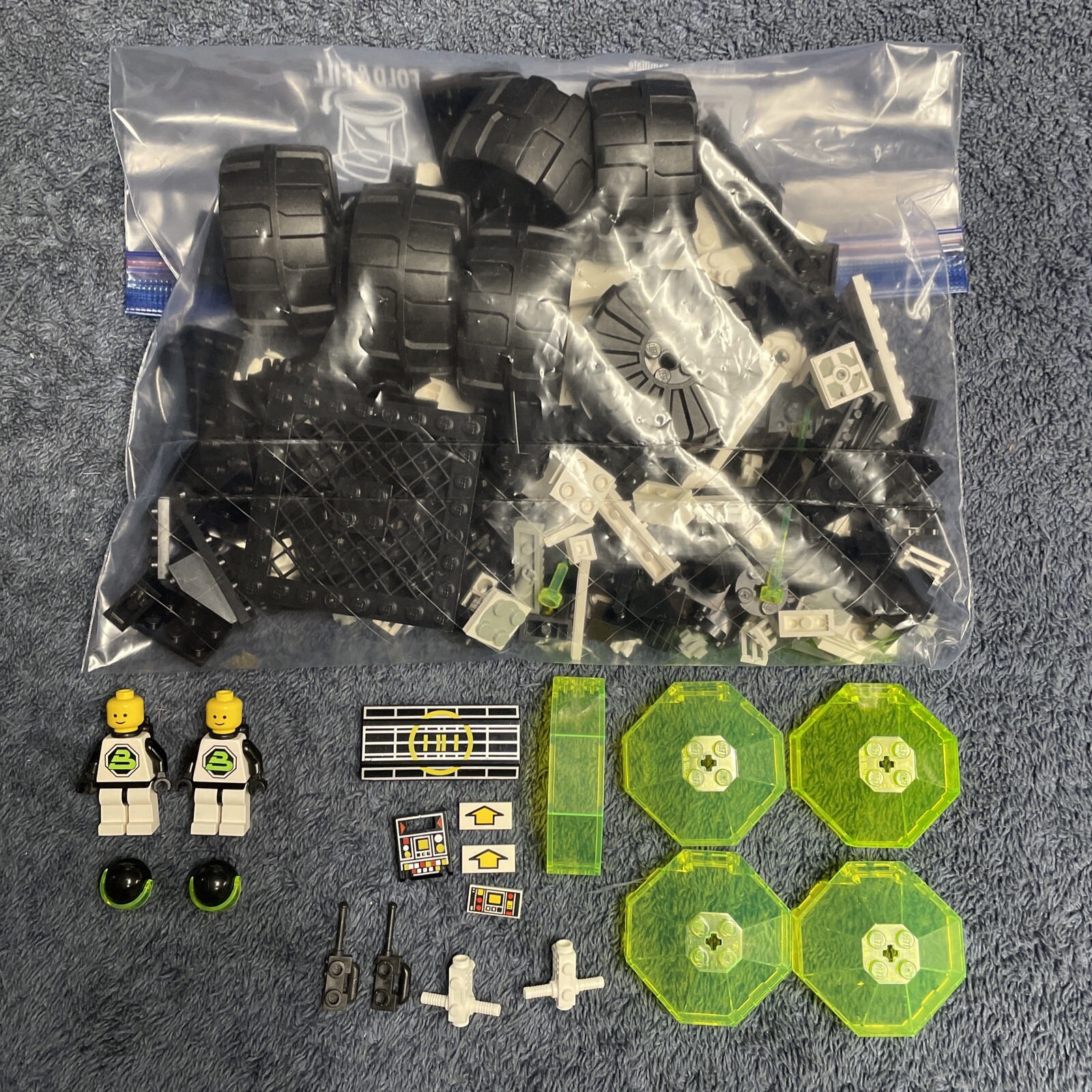 LEGO Space Blacktron II 6933 Spectral Starguider 100% Complete Good ...