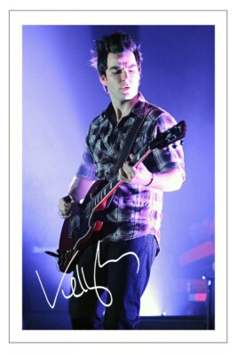KELLY JONES Signed Autograph PHOTO Fan Gift Signature Print Music ...