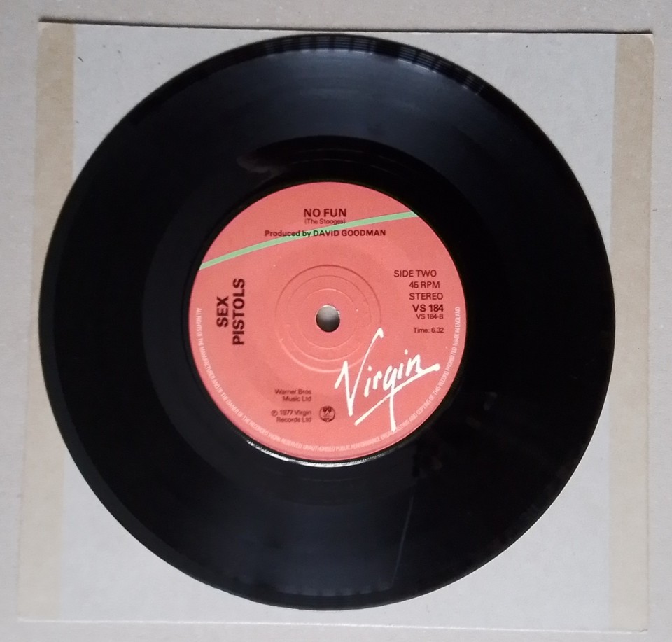 SEX PISTOLS 7" VINYL SINGLE - PRETTY VACANT / NO FUN - VIRGIN - 1977 ...