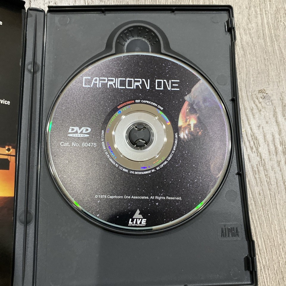 CAPRICORN ONE (DVD) Elliott Gould, Brolin, O.J. Simpson, Telly Savalas ...