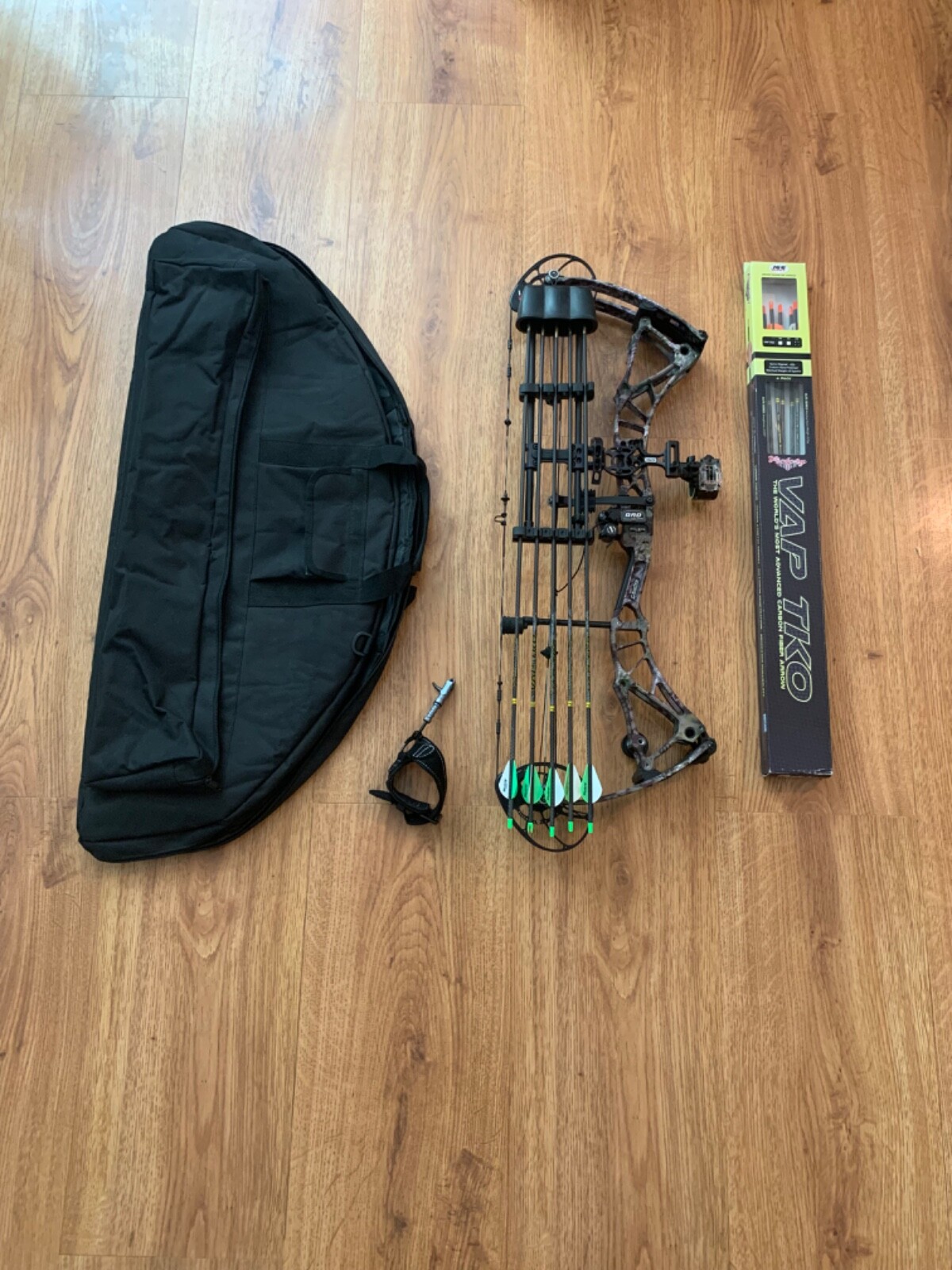 Bowtech Realm RTH 29/70 compound bow | eBay