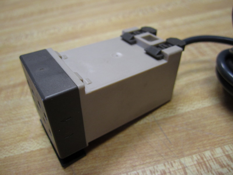 Omron E3X-NM41 Proximity Sensor E3XNM41 No Cover | eBay