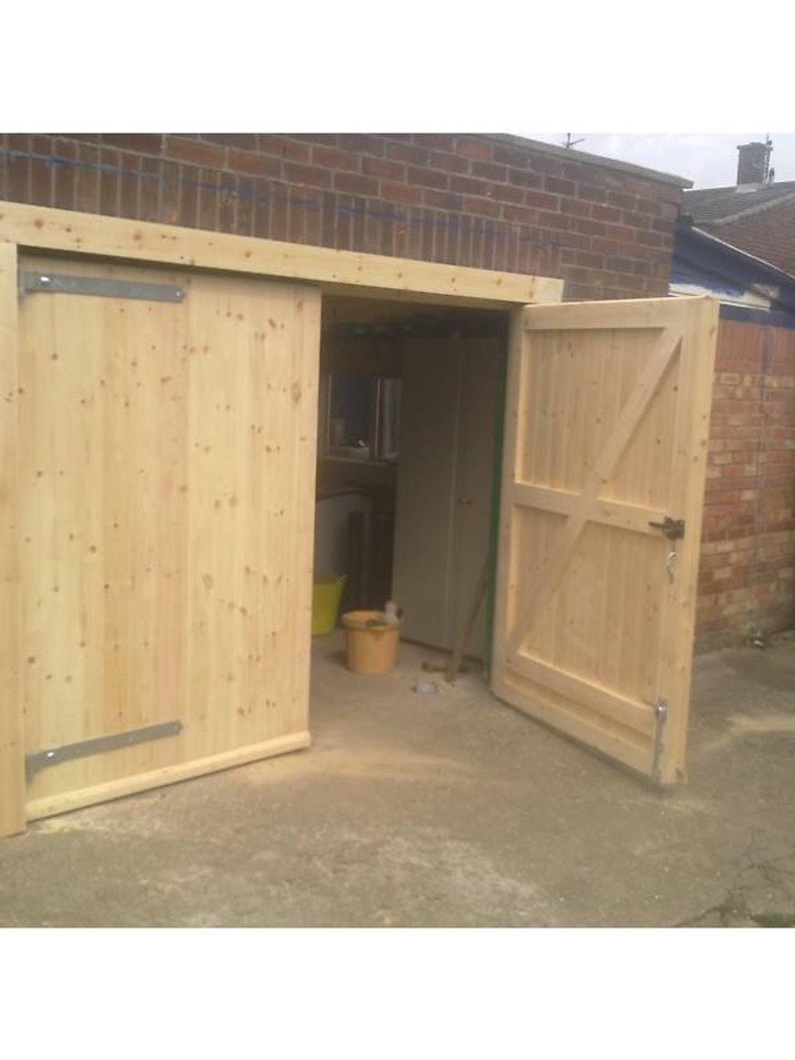Side Hinged Hung Timber Wooden Garage Doors Gates - BARN DOORS - Car ...