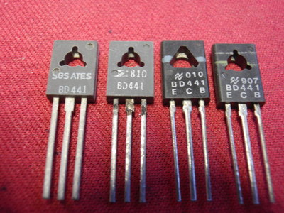 TRANSISTOR BD441 NPN 80V 4A 36W 3Mhz 4x 22315-31 4016998793240 | eBay.de