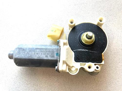 2007-2013 BMW X5 3.0Si E70 ~ RIGHT FRONT WINDOW REGULATOR MOTOR ...