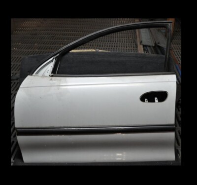 Holden Commodore VT Series 1 Left Front Door WHITE HSV GTS CALAIS ...
