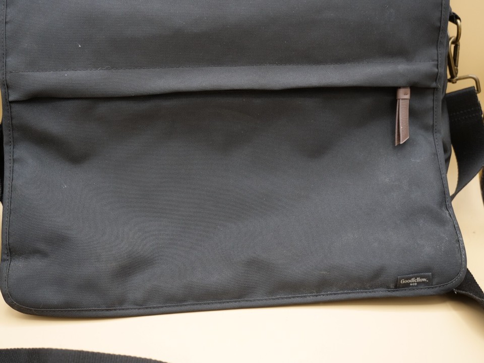 Goodfellow & Co Black Messenger/Laptop Bag | eBay