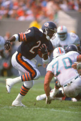Thomas Sanders Chicago Bears carries the ball v Miami Dolphi- Football ...