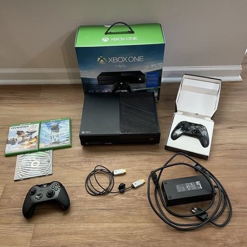 Xbox one Origional 1 TB Black Bundle EVERYTHING INCLUDED! TESTED WORKS ...