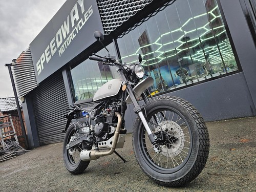 Mutt Razorback 125cc naked supermoto commuter learner legal classic ...