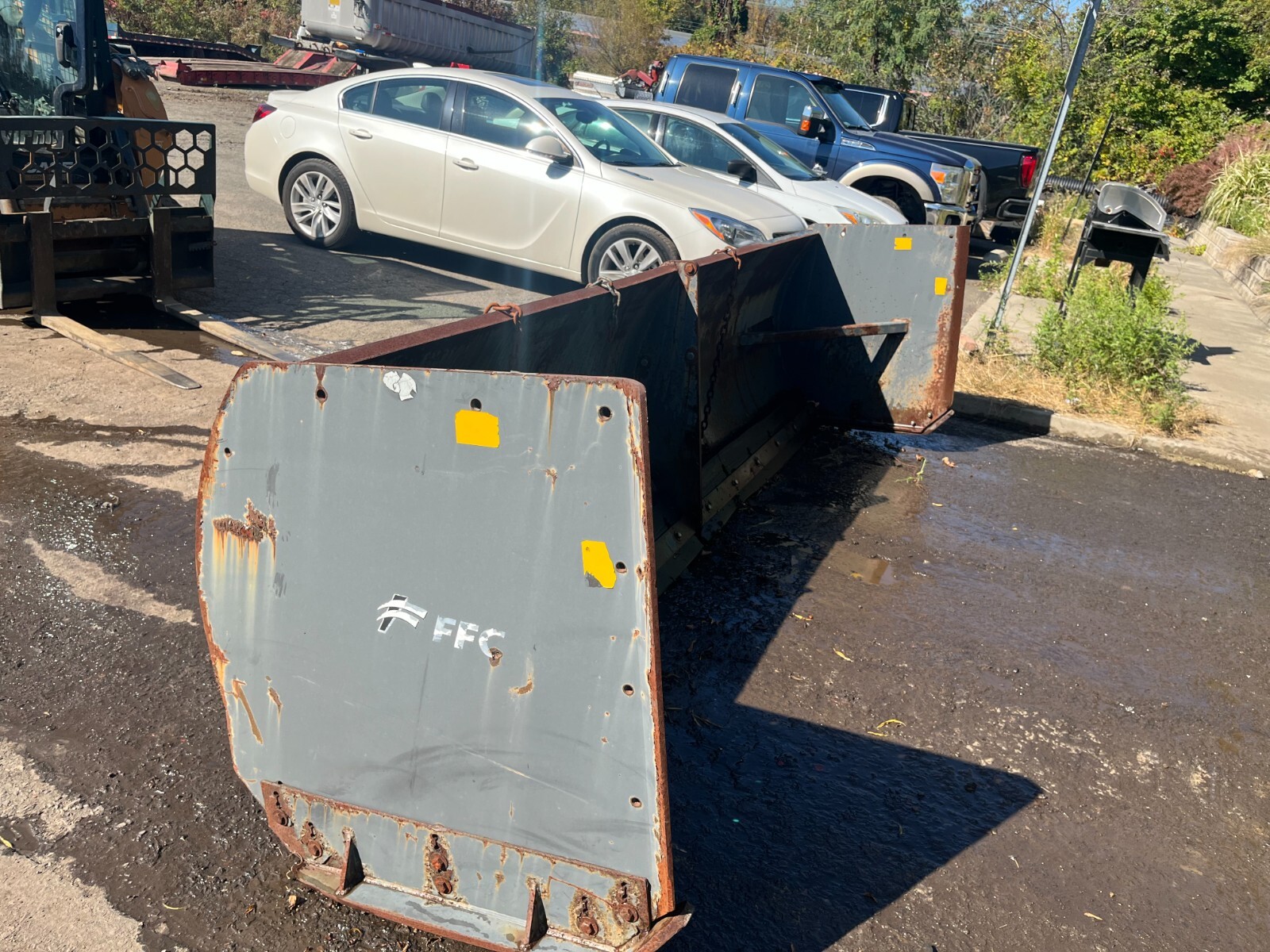 Ffc 12' Rubber edge snow pusher box for wheel loader / backhoe. pick up ...