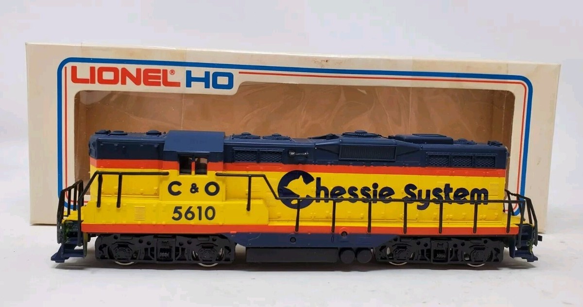 Chessie System Toy Trains 2001796 2 Chessie System Bay Window Caboose