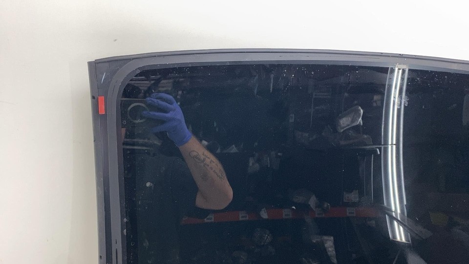 ⭕ 17-19 Model 3 Middle Panoramic Sunroof Fixed Roof Glass Moonroof 1086927-86-D | eBay