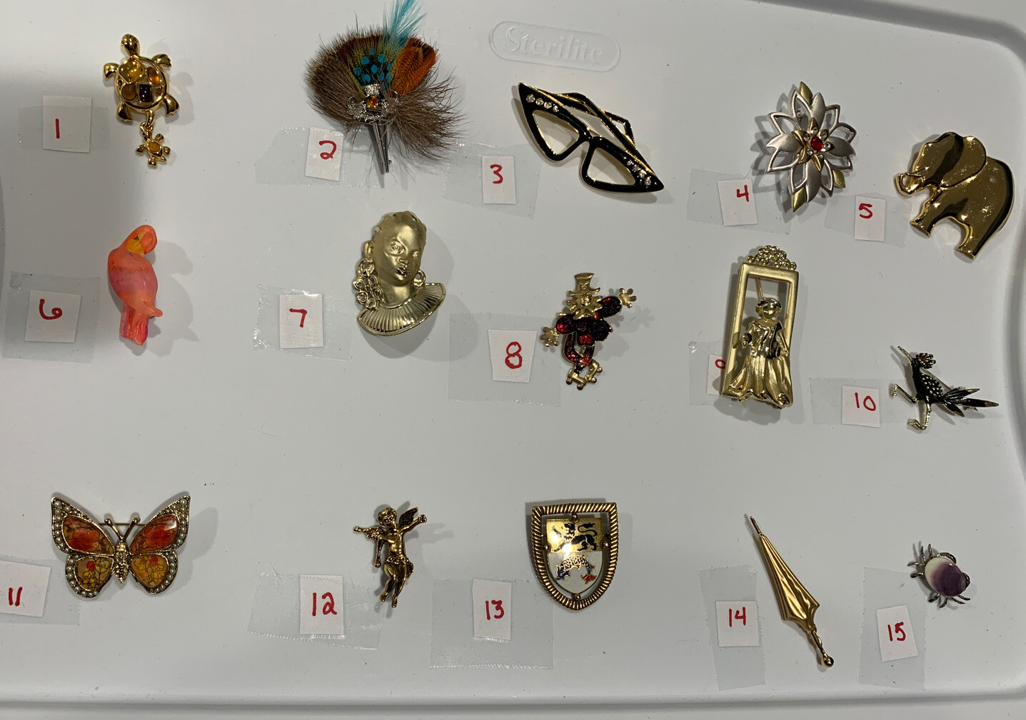 PICK A BROOCH PIN- VINTAGE - WHIMSICAL FUN FASHION AN… - Gem