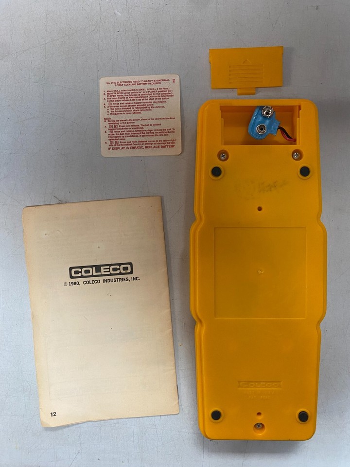 Vintage 1979 HEAD TO HEAD BASKETBALL Electronic Handheld Game by COLECO ...