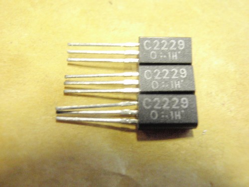 TRANSISTOR 2SC2229 NPN 200V VID 0.05A >50M 3x 18409-134 4016998793240 ...
