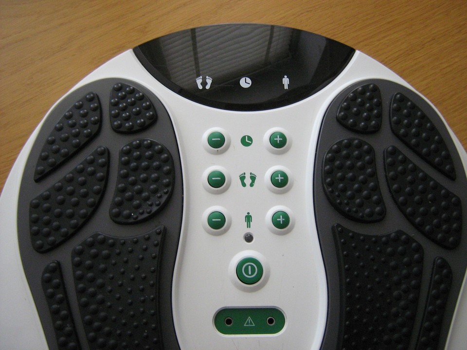 Revitive CX Circulation Booster With Power Lead,Remote, Self Adhesive ...