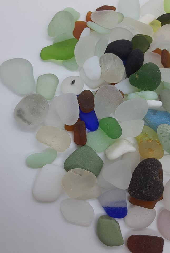 138 PCS NEW ENGLAND BEACH SEA GLASS MIXED COLORS 6mm-23mm LENGTH 1mm ...