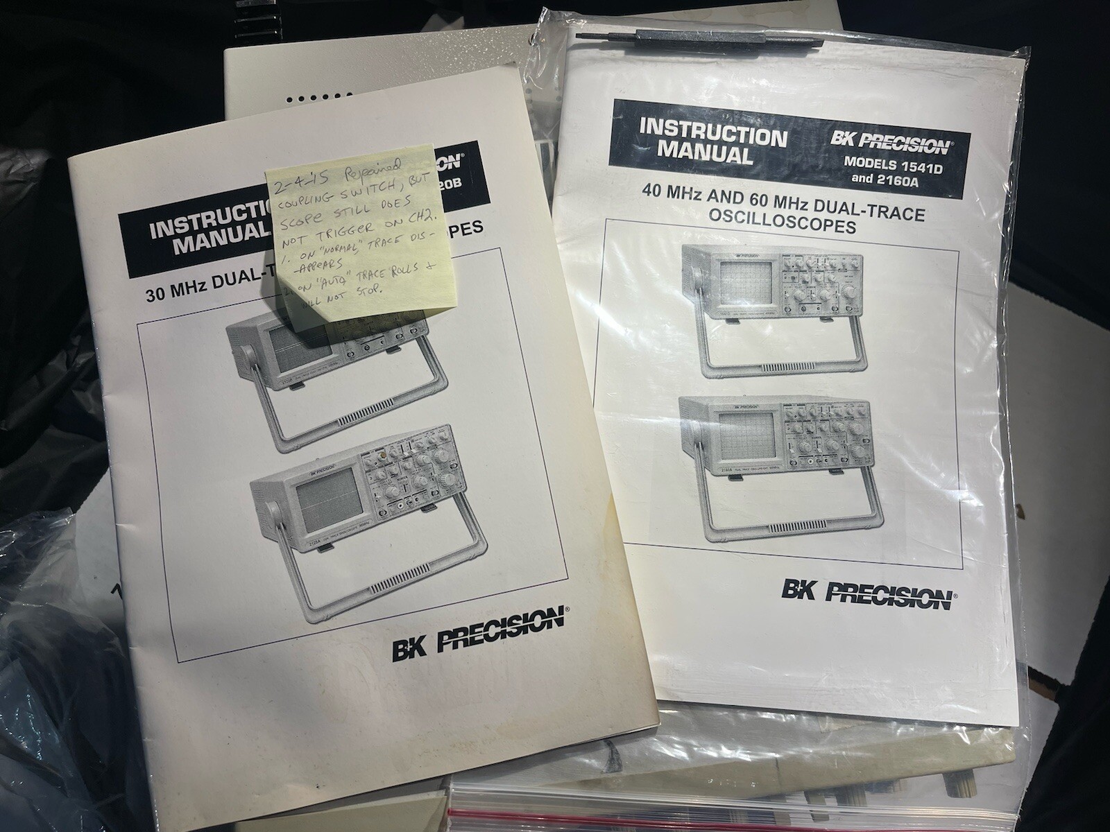 BK Precision 2120B Dual Oscilloscope 300MHz-Powers On-READ-Sold As Is ...