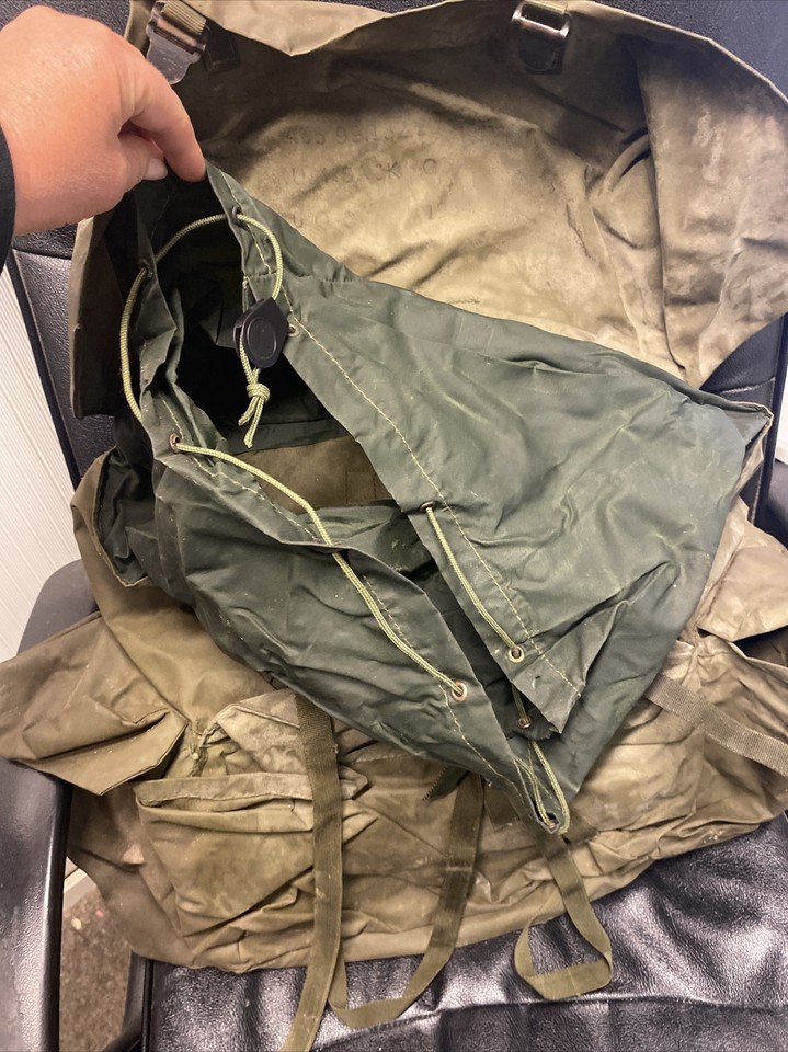 British army, 1980’s Bergen army rucksack backpack green. One Only ...