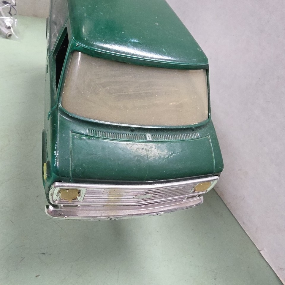 Vintage Chevrolet & Ford Van Model Kit Body Lot Of 3 Desert Rat Vantom ...