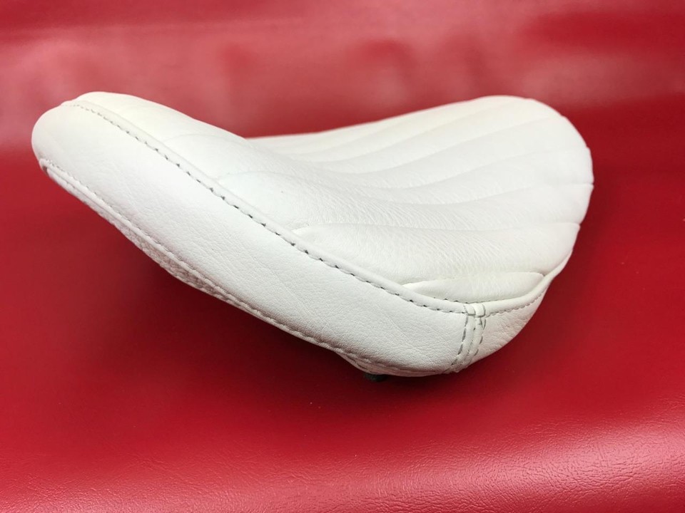 Tuck & Roll White Bates Style Motorcycle Seat Leather Solo Rich ...