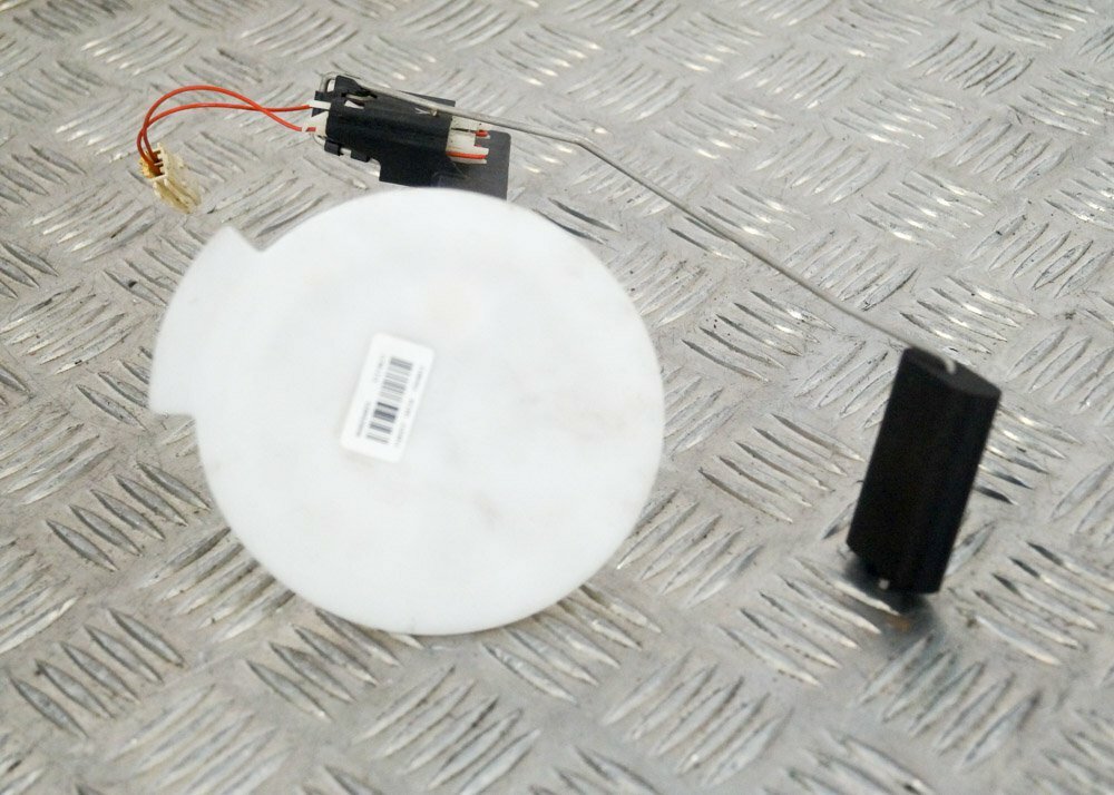 VOLVO XC60 D5 Fuel Tank Pump Motor 31274671 0580204025 2.40 Diesel ...