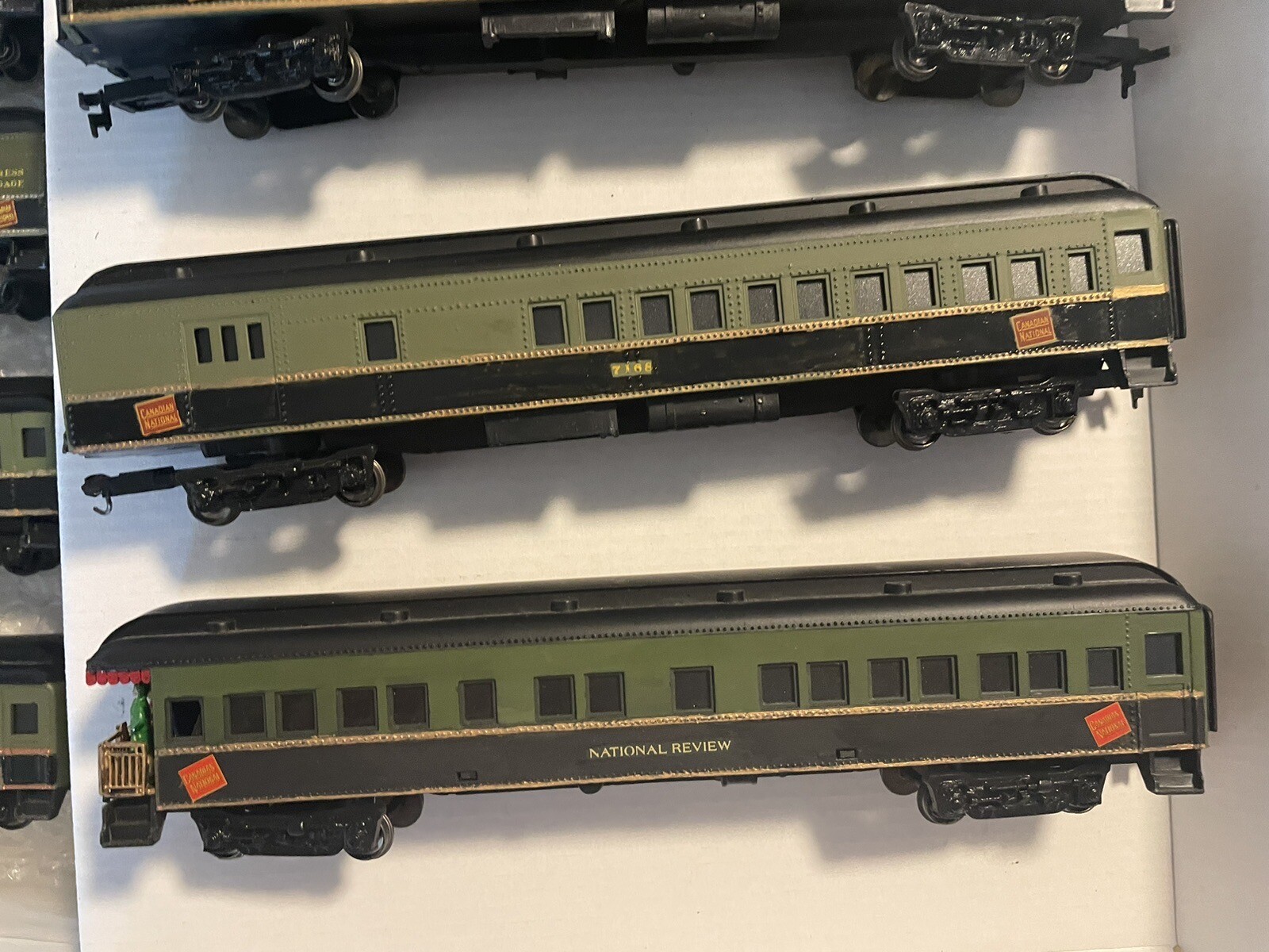 LOT OF 12 LIFE LIKE PASSENGER CARS CANADIAN NATIONAL CN RAIL HO SCALE ...