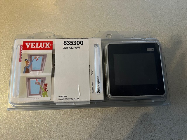 Velux Integra Wireless Remote Control Pad 835300 - 3LR A12 WW | Compra ...